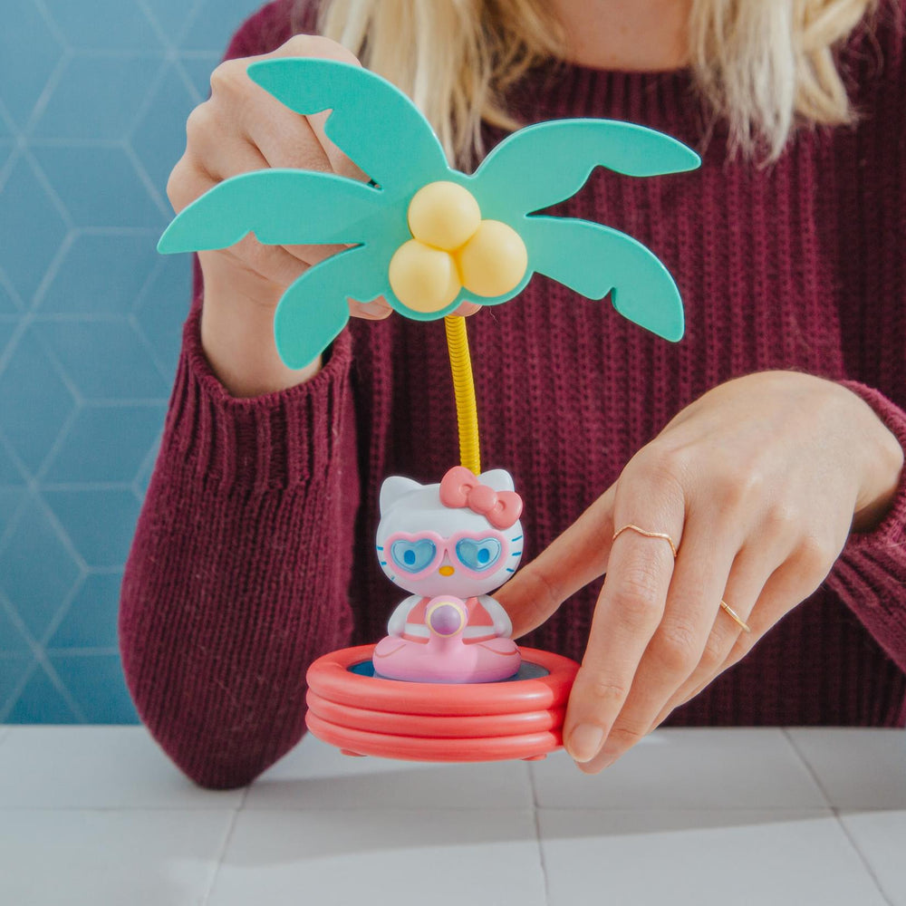 Sanrio Hello Kitty Pool Party Mini Gooseneck Light | Free Shipping