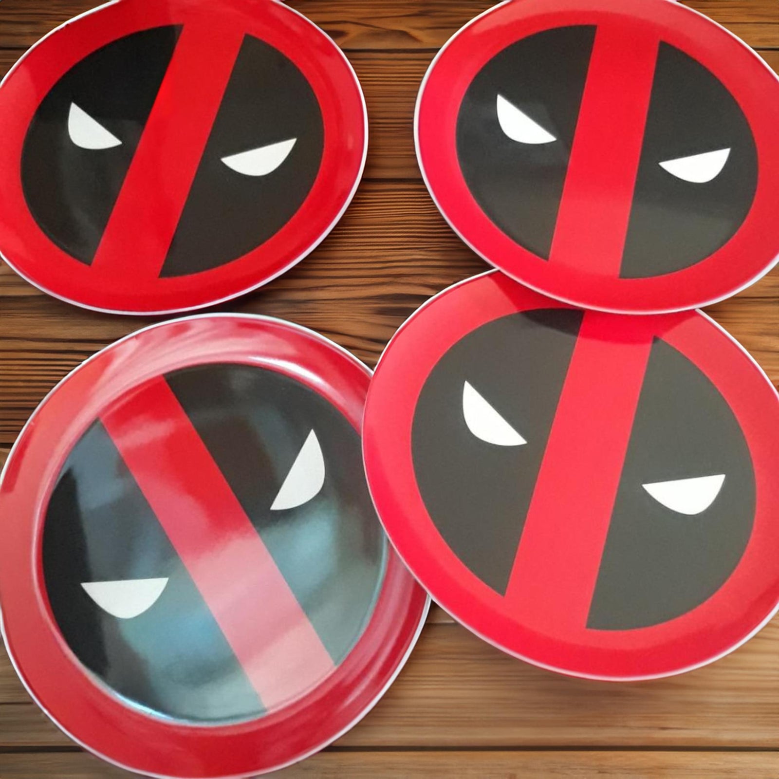 Marvel Deadpool Round Plate 4-Piece Set | Free Shipping
