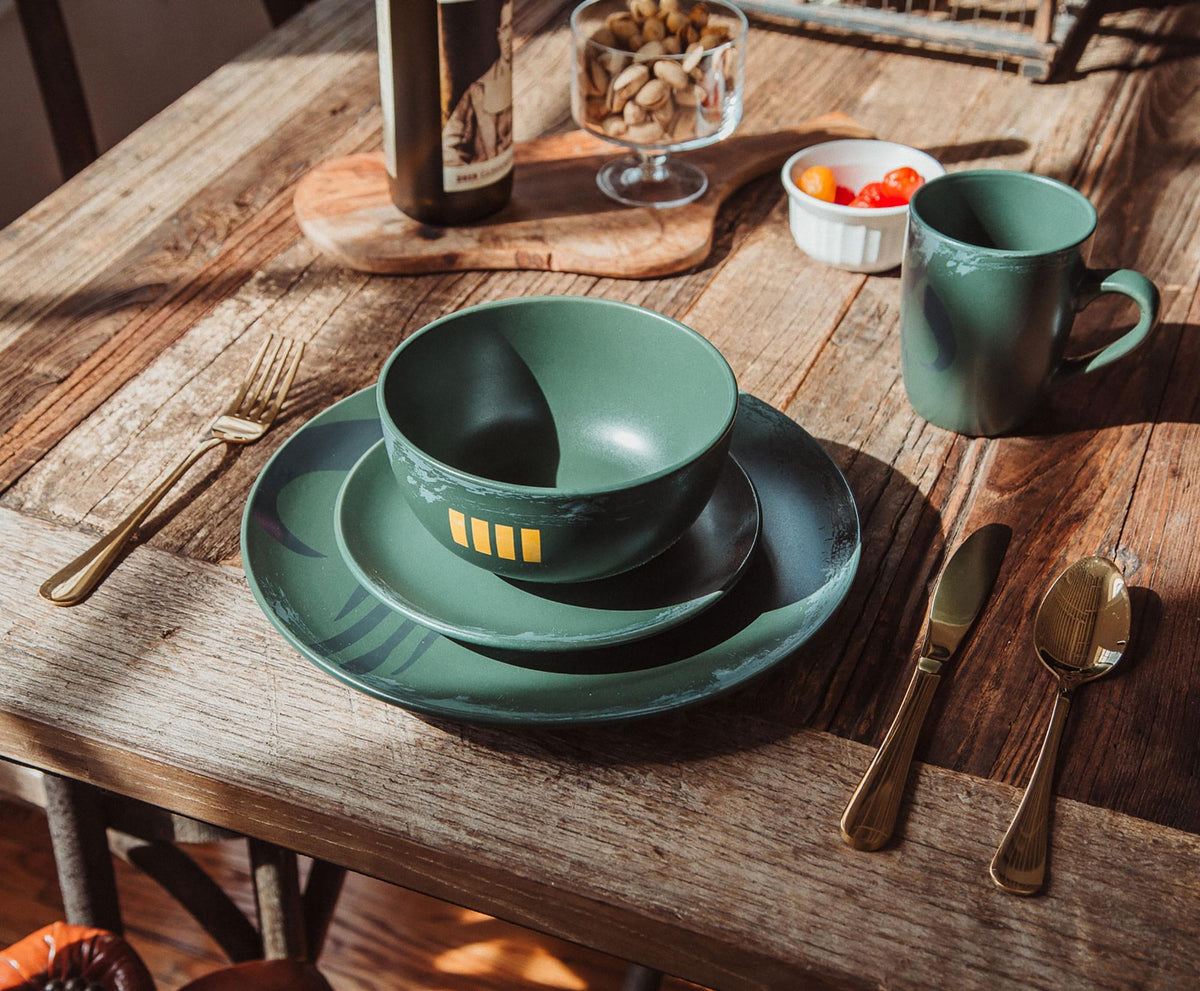 Star Wars Boba Fett 4 Piece Dinnerware Set | Free Shipping