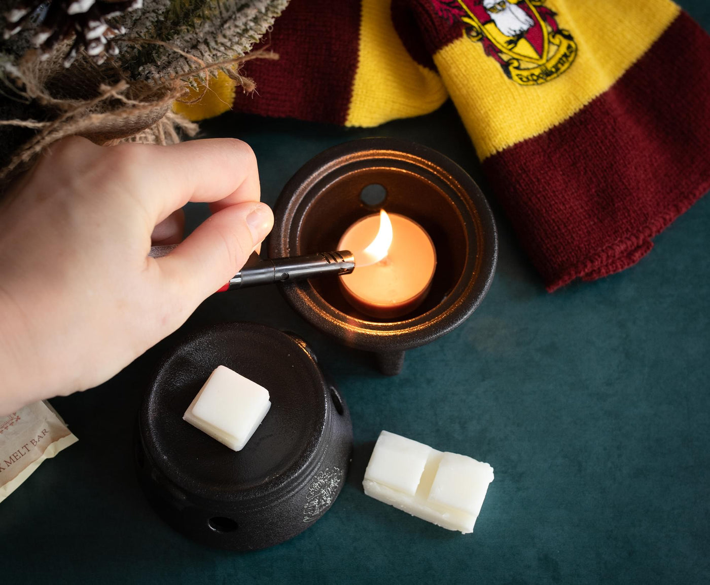 Harry Potter Hogwarts Cauldron Warm Wax Diffuser | Free Shipping