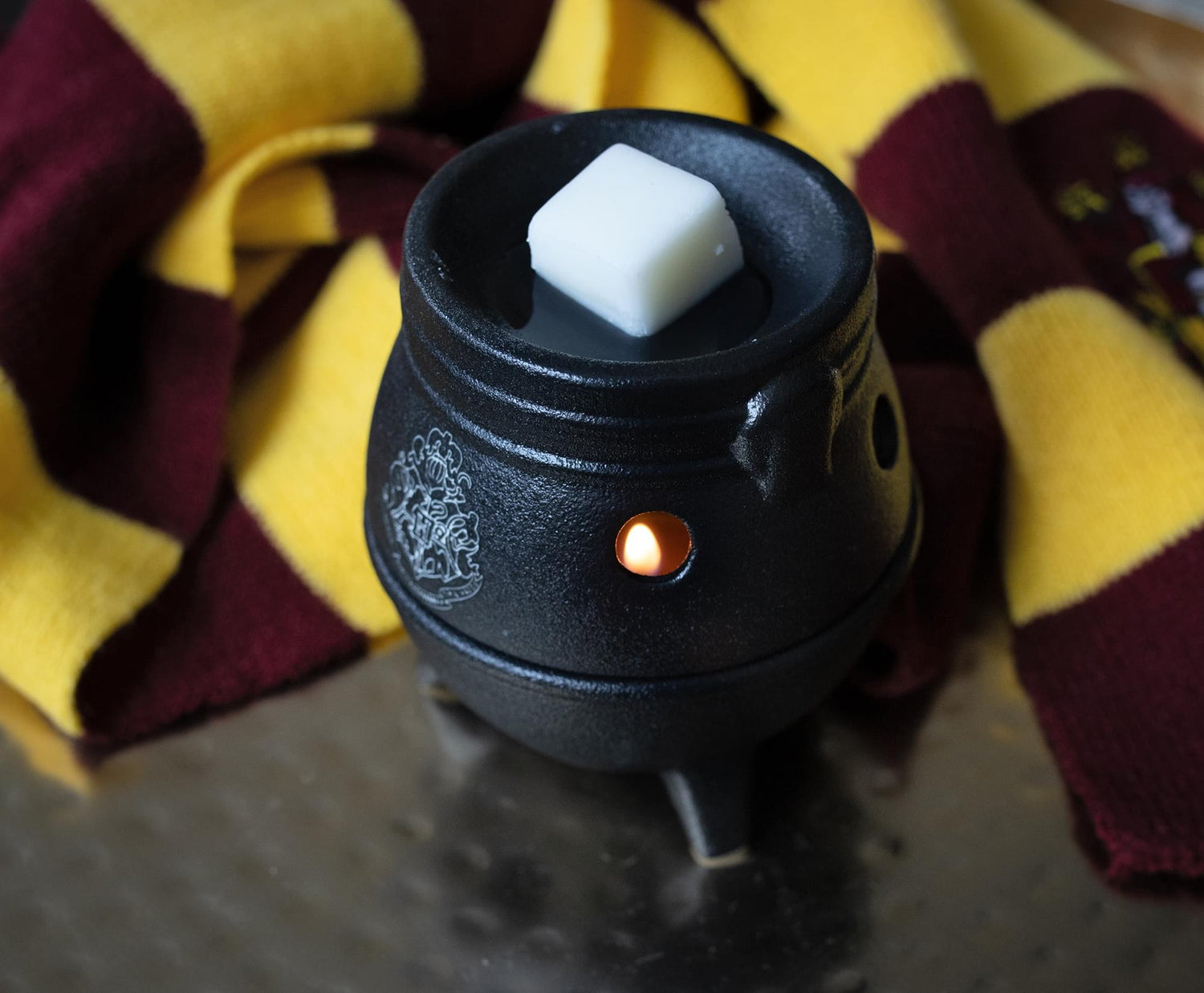 Harry Potter Hogwarts Cauldron Warm Wax Diffuser | Free Shipping