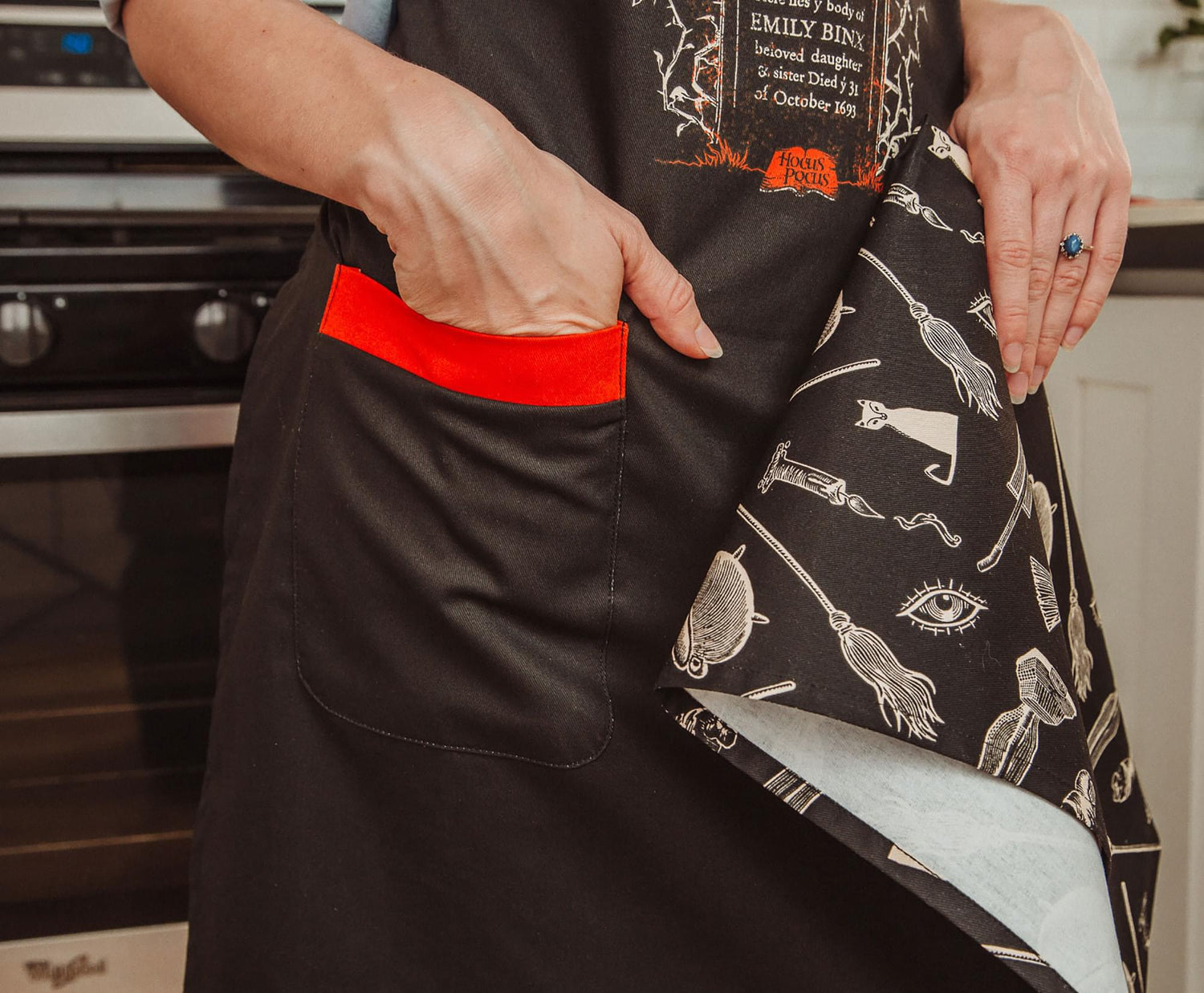 Disney Hocus Pocus Black Kitchen Apron | Free Shipping