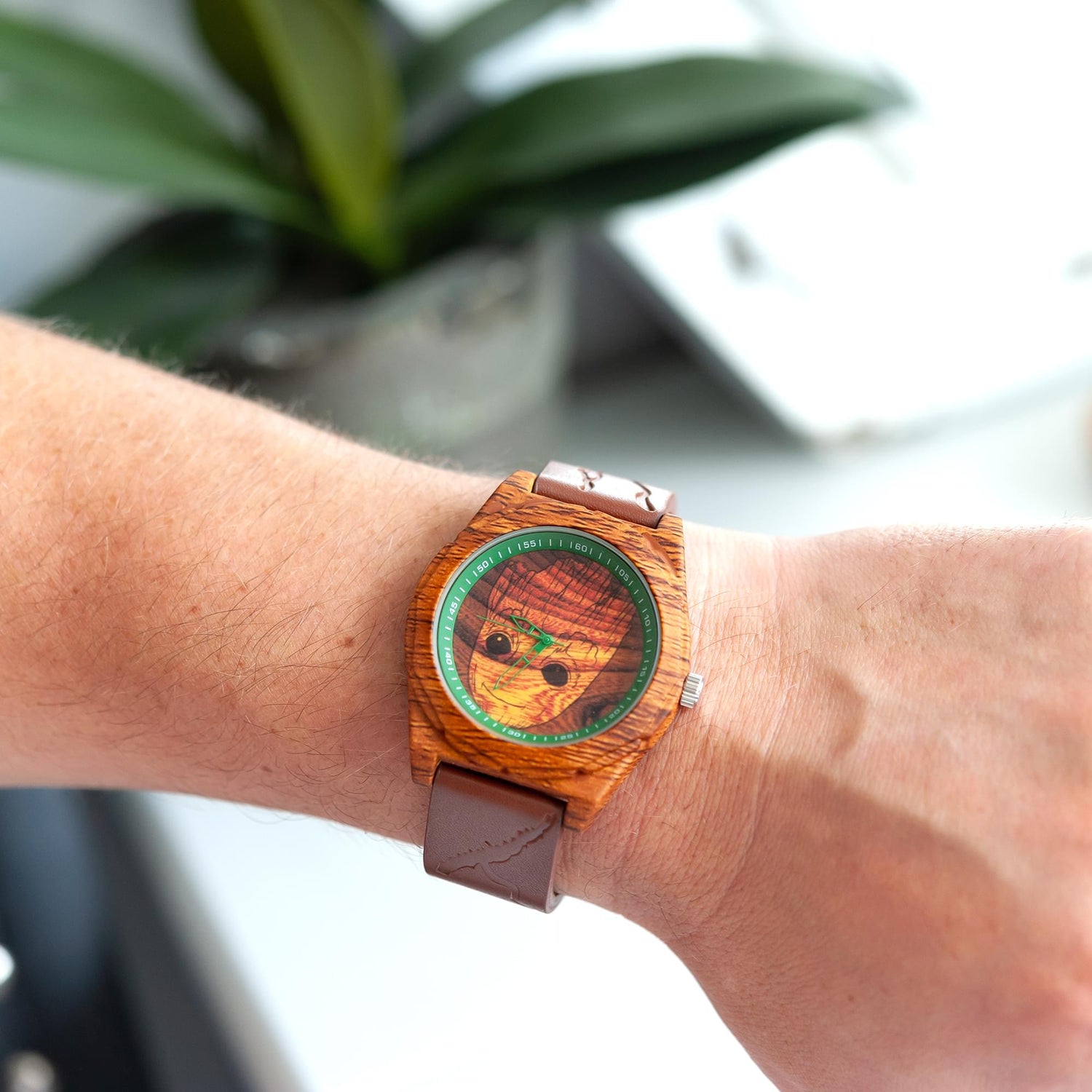 Guardians of the Galaxy IAMA Groot Accutime Wrist Watch | Free Shippin