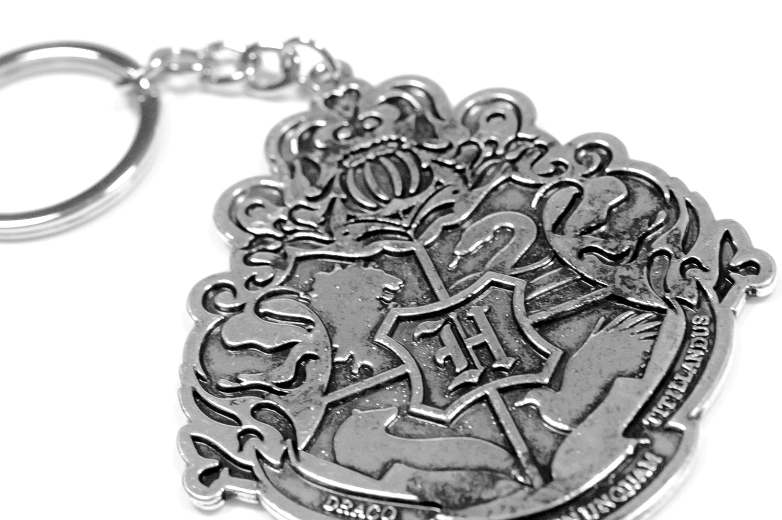 Harry Potter Hogwarts Crest 3 Inch Diecast Keychain | Free Shipping